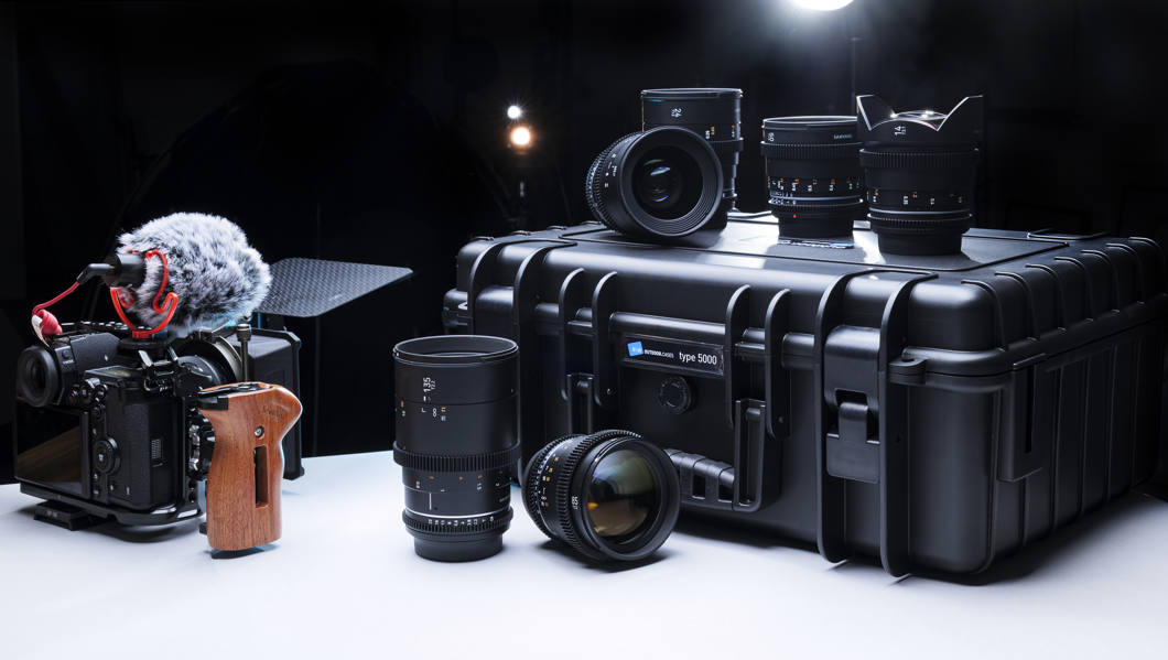 B&W Outdoor Cases BW Outdoor Cases Type 5000 case w/ custom made foam ...